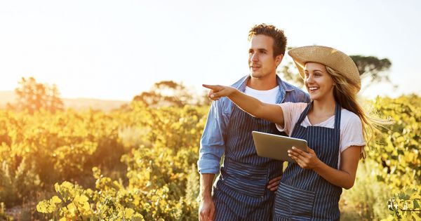 How to Build a Long-lasting Relationship with a Customer in the ...