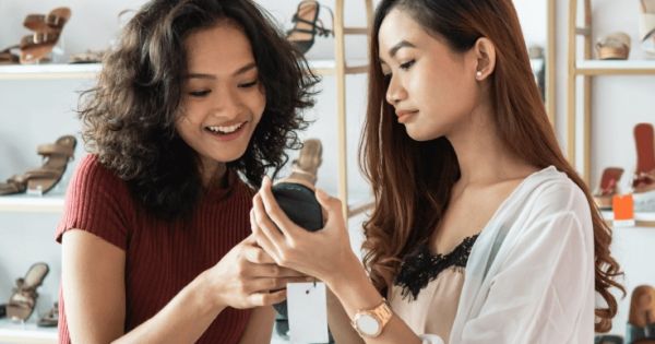 10 Types of Loyalty Programs: Discover Pros and Cons