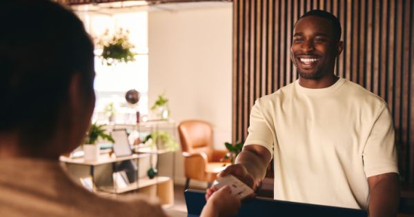 The Power of Hyper-Personalization: How AI Elevates Customer Experience